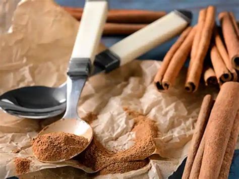 از بین بردن جوش با خمیر دندان