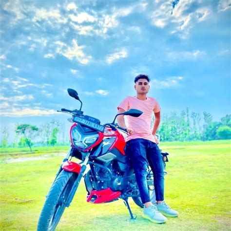 ‎😍شاداب پٹھان۔😍‎ Shadabpathan05 On Threads