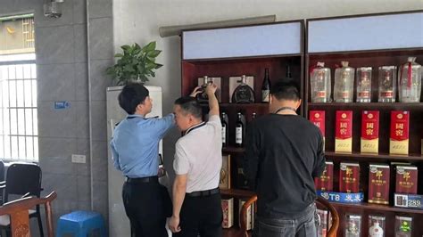 资阳区市场监管局：清源打链行动严查“特供酒”酒类检查广告