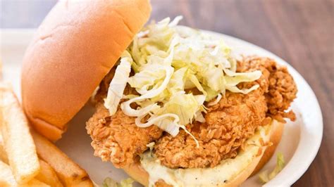 Homemade Crispy Fried Chicken Sandwich Recipe Abc News