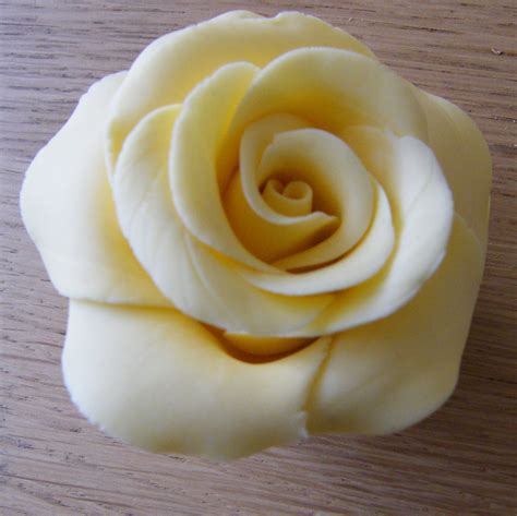 Heartsong Cakes And Crafts Handmade Fondant Rose