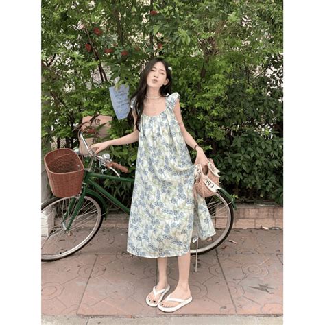 뒤 펀칭 플라워 원피스 여 여름 스위트 루즈 슬림 조끼 미디 아메카지 레트로 고딕 중학생 30대후반 Mz 고급스러운 소프트 섹시한 피크닉 데일리 출근 따스한 새싹 활기찬