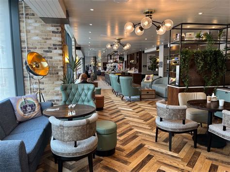 Jo Shorey On Linkedin Todays Office 🤩 I Love The Hub By Premier Inn