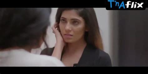 Shiny Dixit Sexy Scene In Tadap