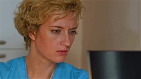 Жена не хочет платить за лечение мужа Полный фильм тут 👉 Bit Ly 3gizwop Жена не хочет