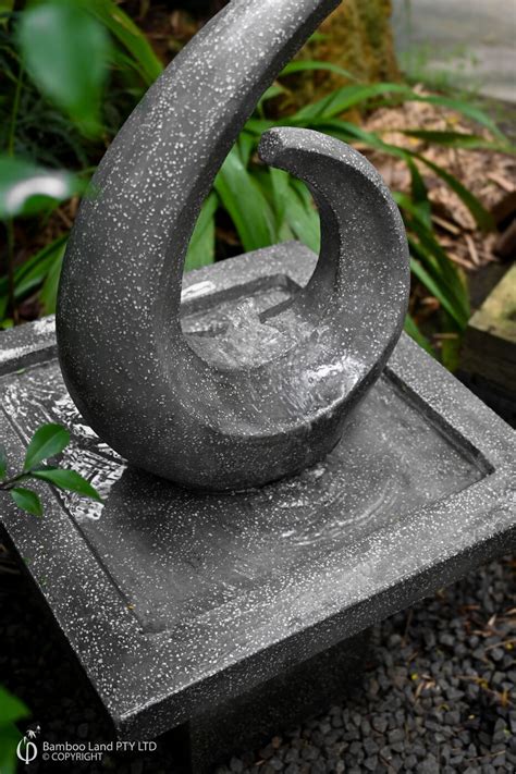 Fibonacci Water Feature Grey Terrazzo Fia Teraso