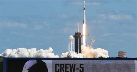 Un Cohete De Spacex Despegó Hacia La Estación Espacial Internacional