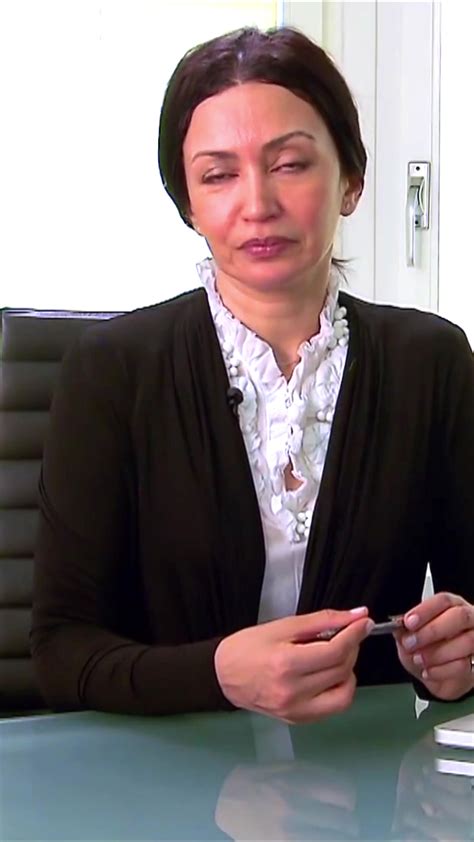 ازاى تكيف الست المتجوزة وتخليها تقذف 3 مرات ورا بعض ازاى تكيف الست المتجوزة وتخليها تقذف 3