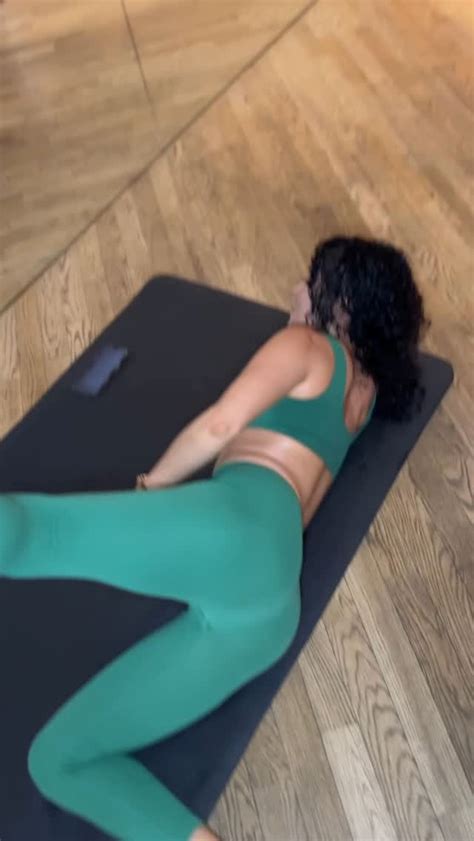 АСЕМ УТЕУОВА ФИТНЕС КАМАСУТРА ОБУЧЕНИЕ ОНЛАЙН ТРЕНЕР ️‍🔥 Попробуй Erotraverse открой