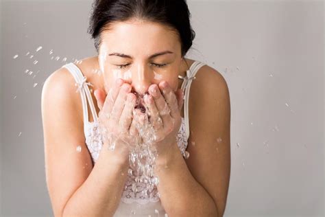 ¿es Mejor Lavarse La Cara Con Agua Fría O Tibia