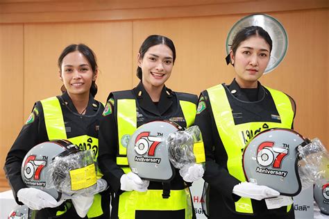 ยามาฮ่าเดินหน้าโครงการ Safety มีสติ มอบหมวกนิรภัยฉลองครบรอบ 67 ปี
