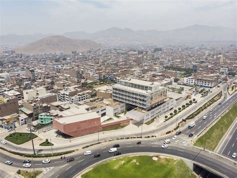 Galeria De Campus Da Universidade Científica Del Sur Em Lima Plan A 2