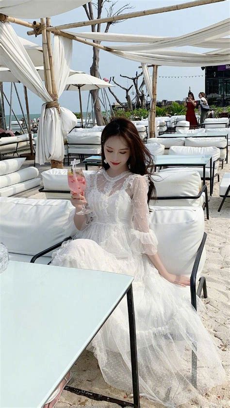 ปักพินโดย Jeon Jiyeon ใน Dresses แฟชั่นสาว Swag นางแบบ ผู้หญิงสวย