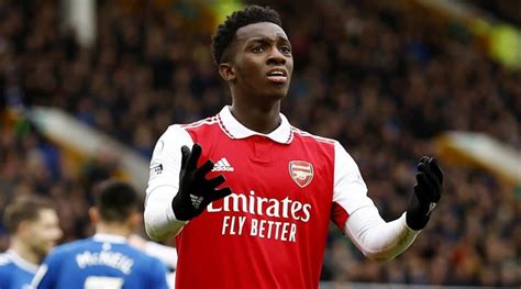 מאבק האליפות פתוח ארסנל נכנעה 10 לאברטון