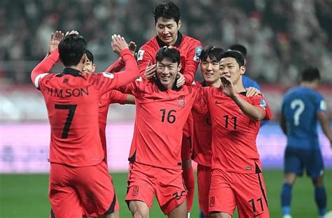 Skorea Suspend Striker Hwang Ui Jo Over Sex Video Investigation