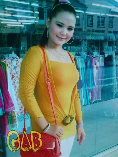 Geng Awek Bertudung Awek Seksi Menggoda