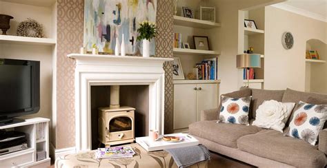 Expert Reveals The Worst And Best Place For A Wi Fi Router Woman Home