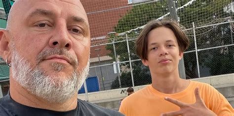 Син Потапа та Ірини Горової відповів чи планує виїхати з України Nv