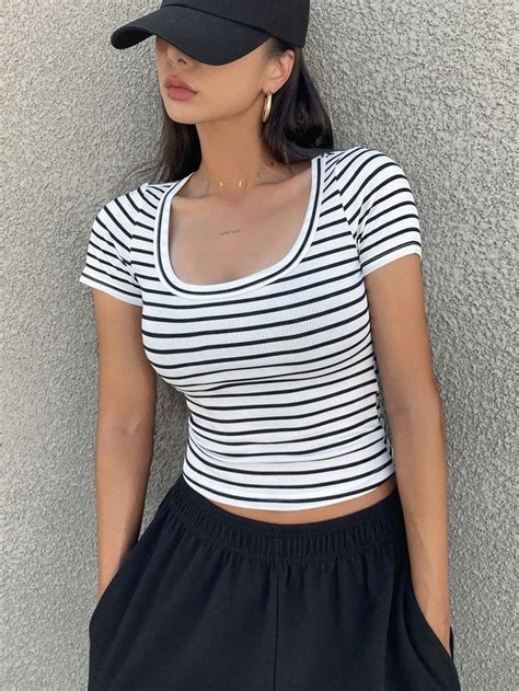 여성 스트라이프 프린트 심플 데일리 반팔 티셔츠 Casual Stripes Striped Shorts Summer Casual