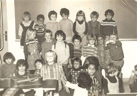 Photo De Classe Cp De 1977 Ecole Henri Wallon Copains Davant