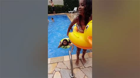 Dia Na Piscina Com As Primas Youtube Dia Na Piscina Com As Primas Youtube