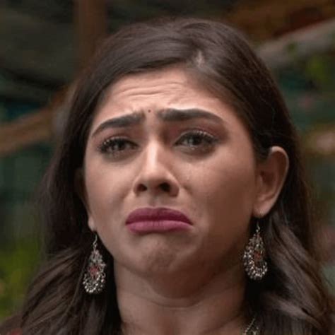 Aishwarya Shete R Marathi Bayka