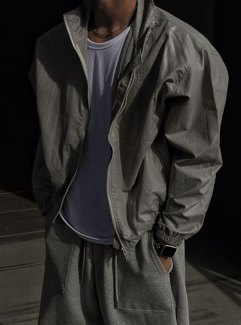 에이치포어스 글로시 투웨이 윈드브레이커 위시버킷