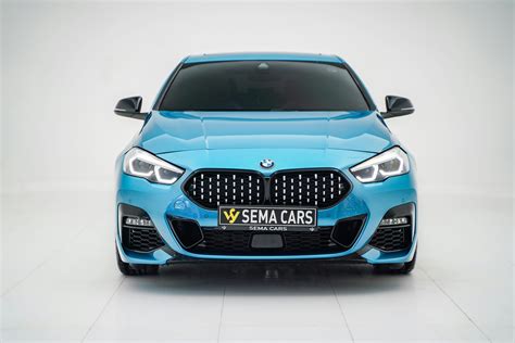 검은 색 페인트 검은 차 검은색 자동차 고급 승용차 광택 처리 금속 그릴 기계 도시 자동차 매끄러운 자동차 미래 자동차 반사 범퍼 벤틀리 부드러운