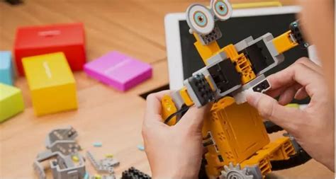 Jimu Robot Tankbot Kit หุ่นยนต์ยกของสุดอัจฉริยะ [รองรับเฉพาะระบบ Ios