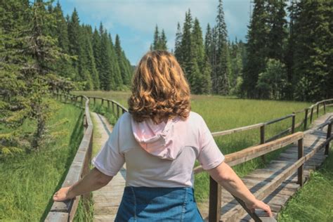 Which Key Messaging Strategy Is Right For Your Brand Value Or Differentiation Map And Fire