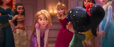 익스트림무비 On Twitter 디즈니 공주들이 한꺼번에 등장 주먹왕랄프2 정식 예고편 공개 D9gkzykpuu