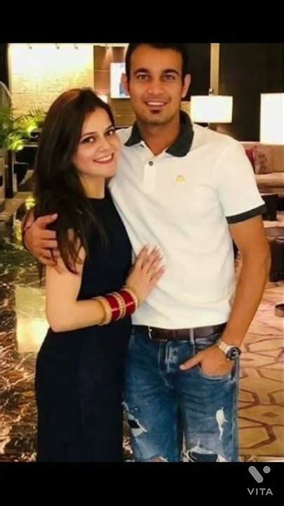 Cricketer Siddarth Kaul With His Beautiful Wife 🔥💝 Siddarthkaul Youtube