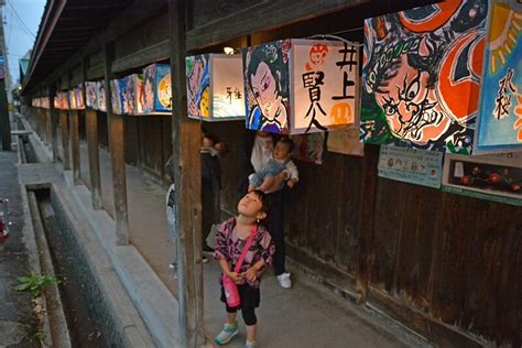 ねぷた灯籠こみせ彩る黒石なびたび北東北