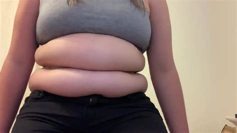 Chubby Bbw Makes Her Own Double Belly