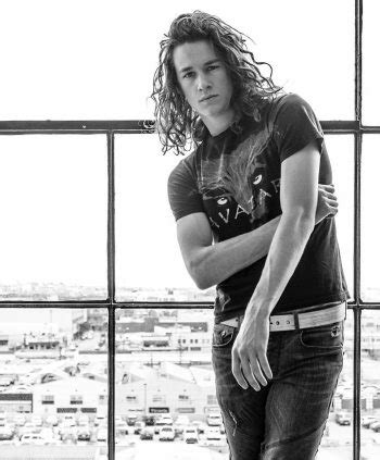 Kyle Allen Shirtless Underwear Gay Girlfriend Famewatcher