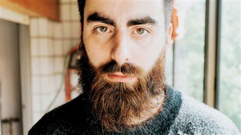 Men Who Are Drawn To Relationships With Chaotic Women Tend To Display These 9 Behaviors Without