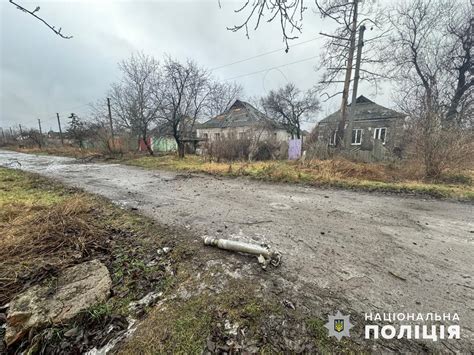 Донеччина за добу росіяни здійснили 13 вогневих атак по області поранено одну особу Букви