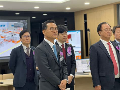 첨단로봇 육성 가속화…로봇산업진흥원 대구에 실증지원센터 개소