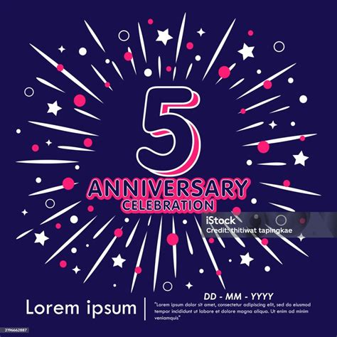 창립 5 주년 기념 엠블럼 기념일 로고는 불꽃 놀이와 별이 반짝이는 배경으로 고립되어 있습니다 웹 전단지 포스터 인사말 카드에 대 한 벡터 일러스트 레이 션 템플릿 디자인