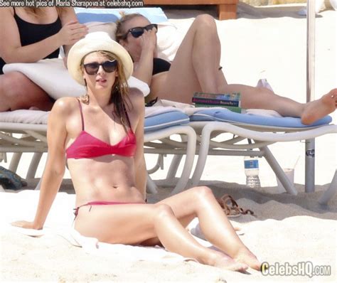 EXCLUSIVE Maria Sharapova Bikini In Mexico See Inside