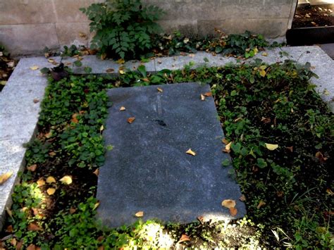 ლადო ასათიანი