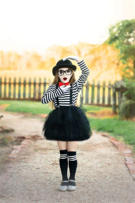 Mime Girl 8 Pc Set Trish Scully