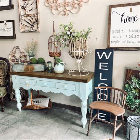 Rustic Farmhouse Style Furniture