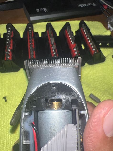 Andis Master Cordless Blade Moves Up And Down Rbarber