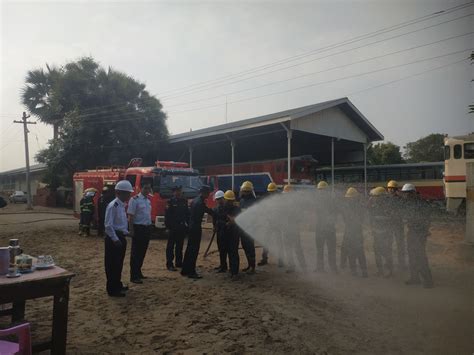 ပုလောမြို့ အ ထ က ၁ ကျောင်း၌ ၂၀၂၃ ၂၀၂၄ ပညာသင်နှစ် မူလတန်းကြို သင်ယူပြီးမြောက်ခြင်း လက်မှတ်ပေးအပ်ပ