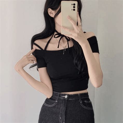 품절임박 [다양한연출] 초커넥 홀터넥 오프숄더 크롭 반팔티셔츠 [b1 1] 에이블리