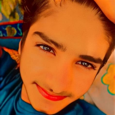 ویلی مخلوق🤣🤣 Youtube