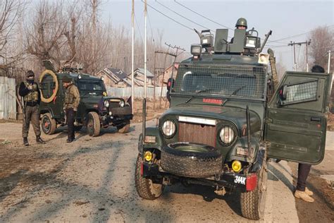 Security Forces Detect Defuse Ied On Strategic Highway In North Kashmir