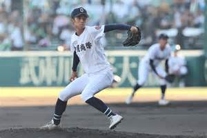 沖縄尚学が初の夏4強！新垣有ー末吉の2年生リレーで1点差逃げ切る、新垣有は「末吉から強気でいけ」と6回1失点【25年夏甲子園】｜試合レポート｜記事一覧｜高校野球ドットコム