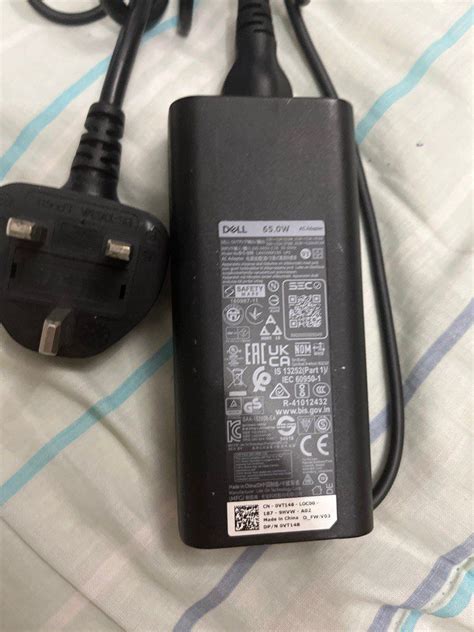 Dell Laptop Charger W Usb C Usb C Computers Tech Parts Accessories Chargers On Carousell